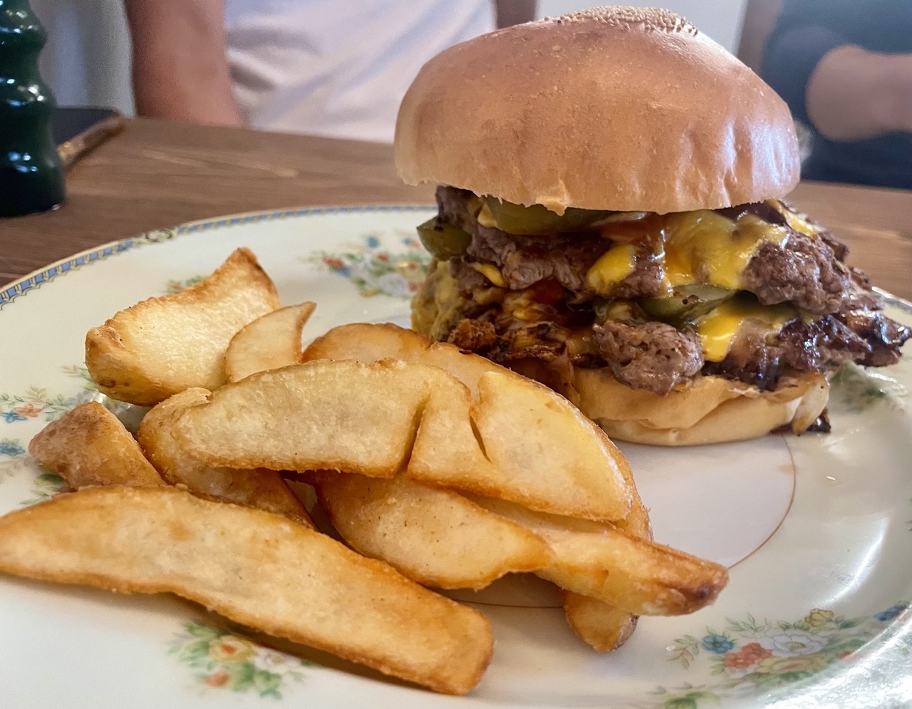 【HEIDI BURGER(ハイジバーガー)】復活オープン！週3日のみの営業・絶品のハンバーガーをぜひ｜小山市 - とちぎびより